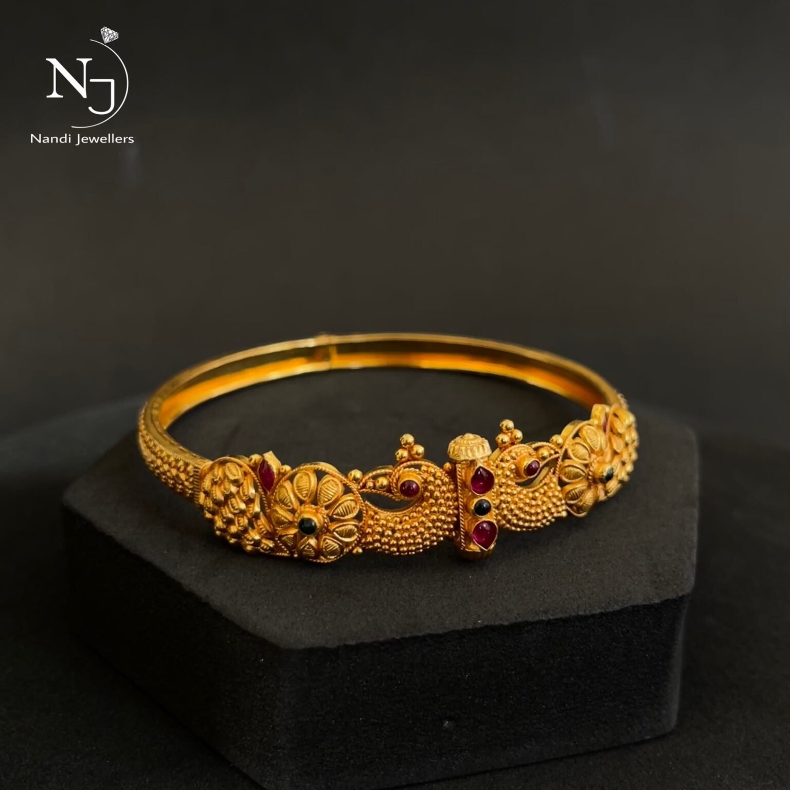Antique kada – Nandi Jewels